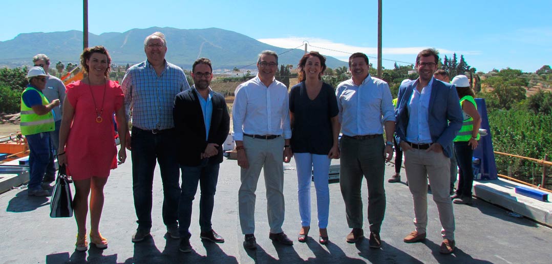 Obras del puente sobre río Fahala - RTV Alhaurín el Grande