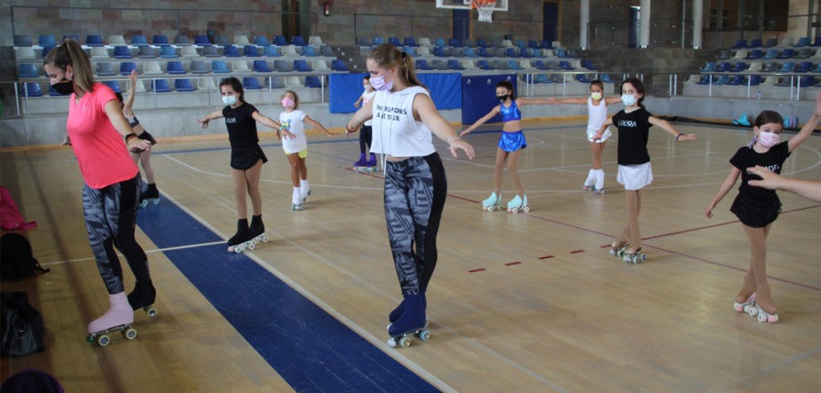 La Escuela Municipal de Patinaje empieza la temporada con 80 patinadoras y nuevas medidas de ...