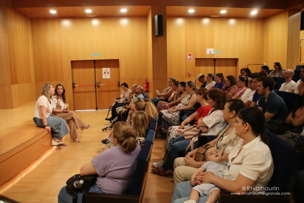 Charla sobre "Maternidad Tóxica" de Mar Resa y María Alda, madre ...